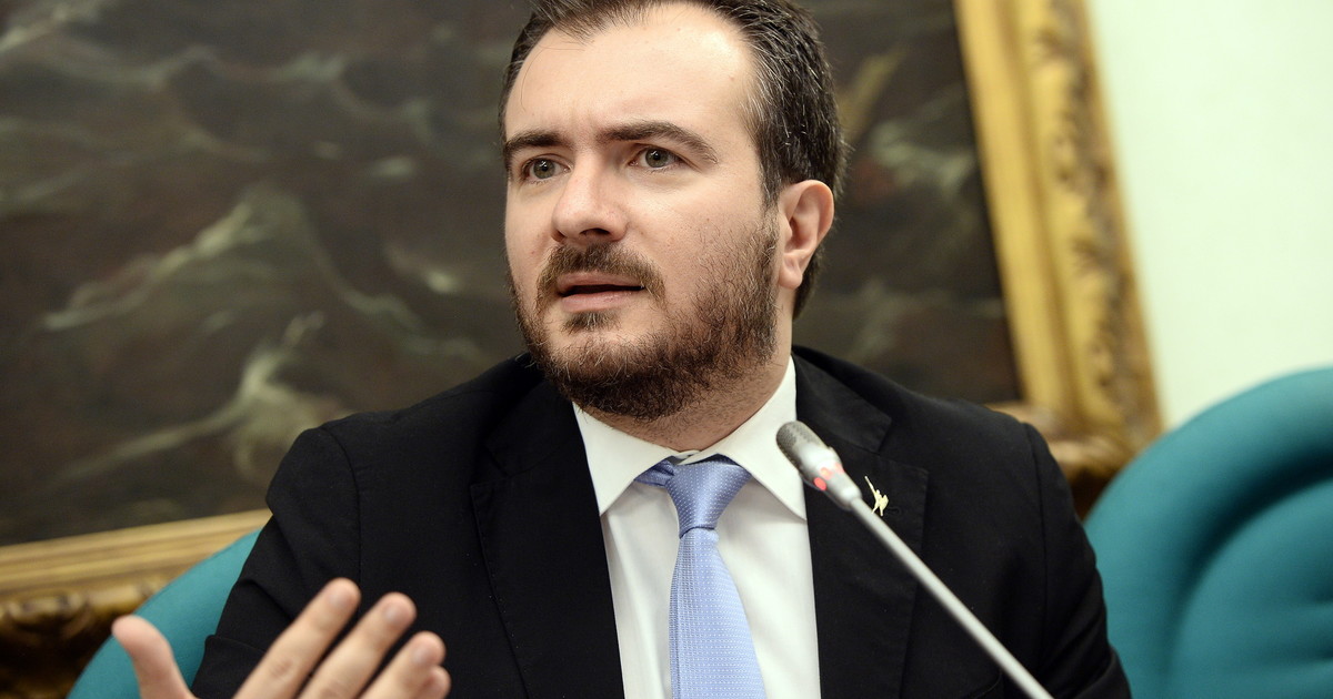 Svastica alla Benedicta, Molinari: «Atto oltraggioso, i responsabili ...