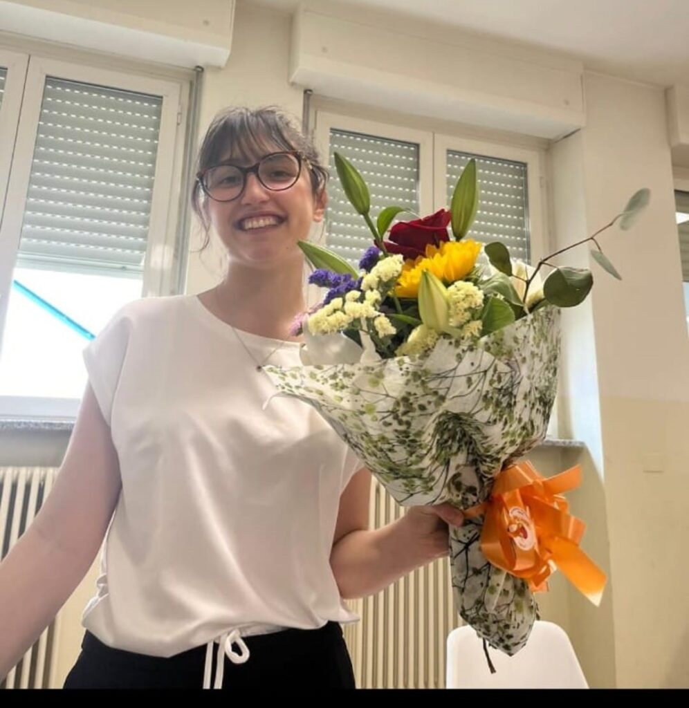 Maturità, Sara Manfredi tra la felicità e le vacanze in Grecia ...